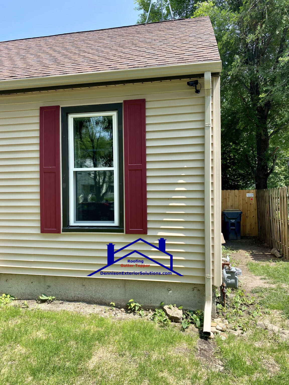 Seamless Gutters - Sandstone Beige - Dennison Roofing & Gutter Toppers